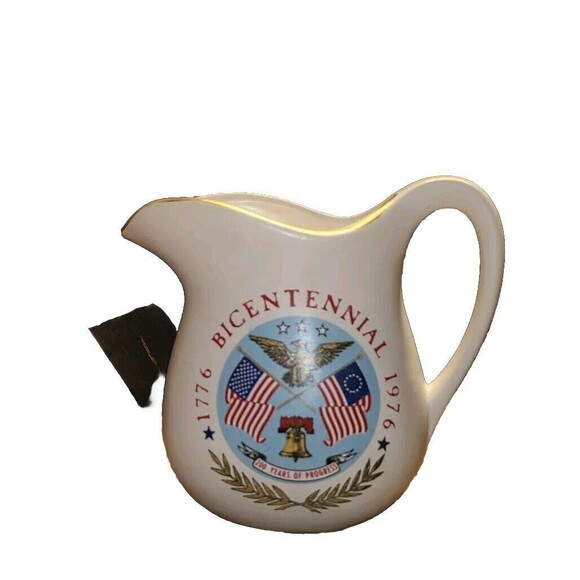 Mccoy | Accents | Vintage Mccoy 365 Bicentennial Pitcher Gold Rim 776 ...